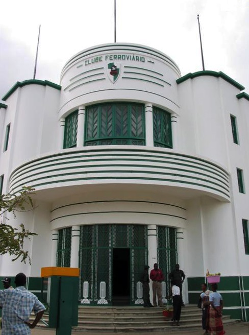 Sede do Clube Ferroviário e a sua zona à data da inauguração em 1943