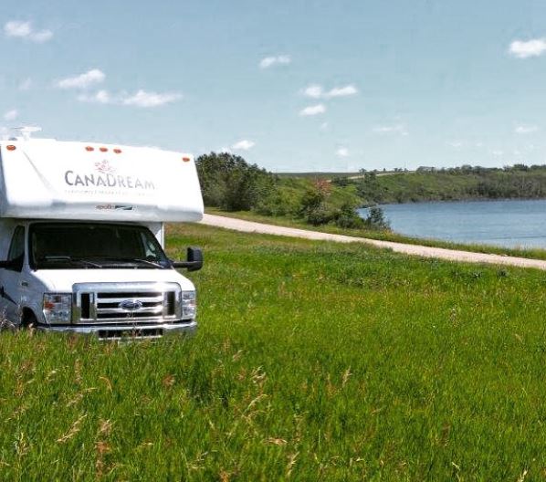 RV Rentals Canada - CanaDream: Break the Monotony with a Motorhome ...
