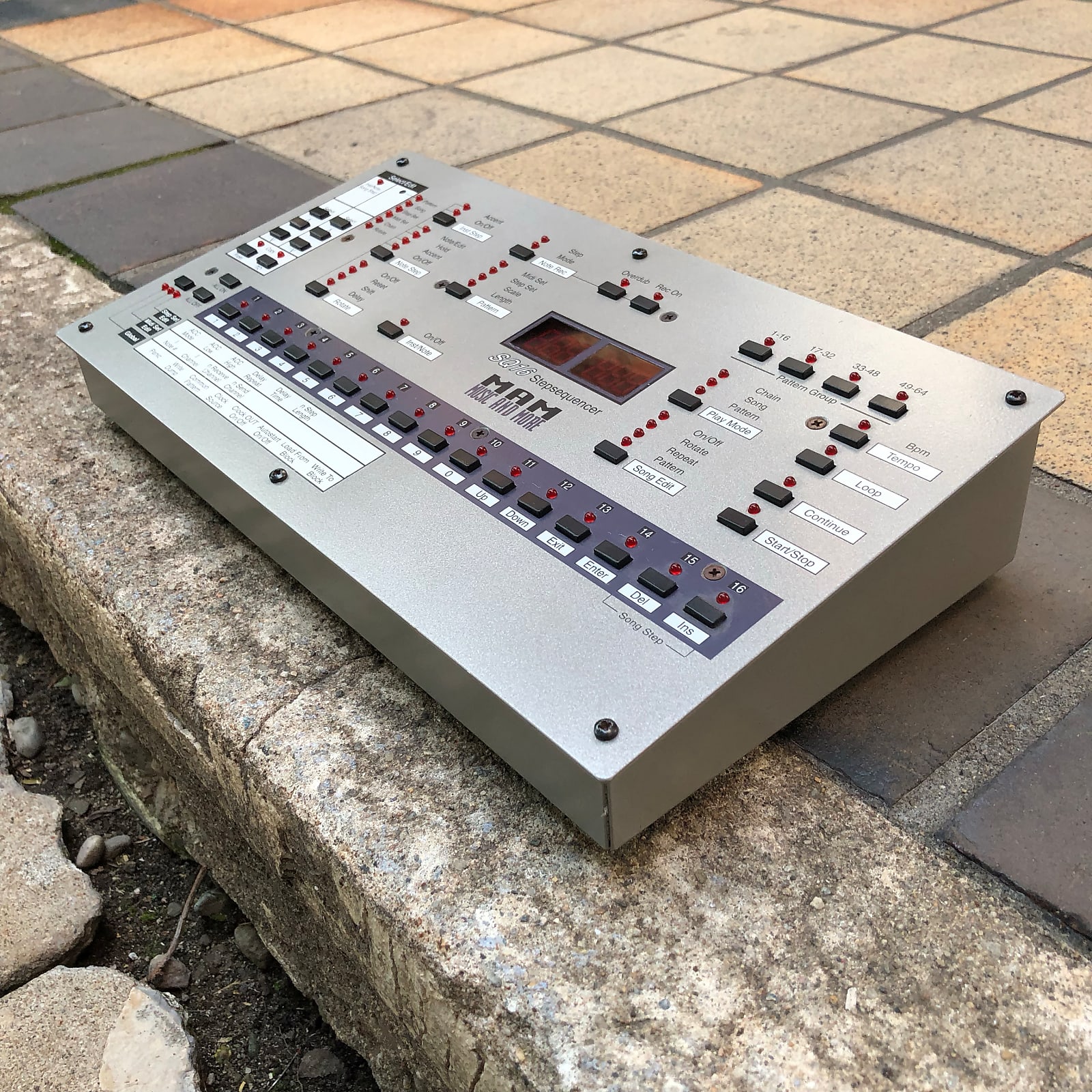 MATRIXSYNTH: MAM SQ16 MIDI Step Sequencer SN 9392001