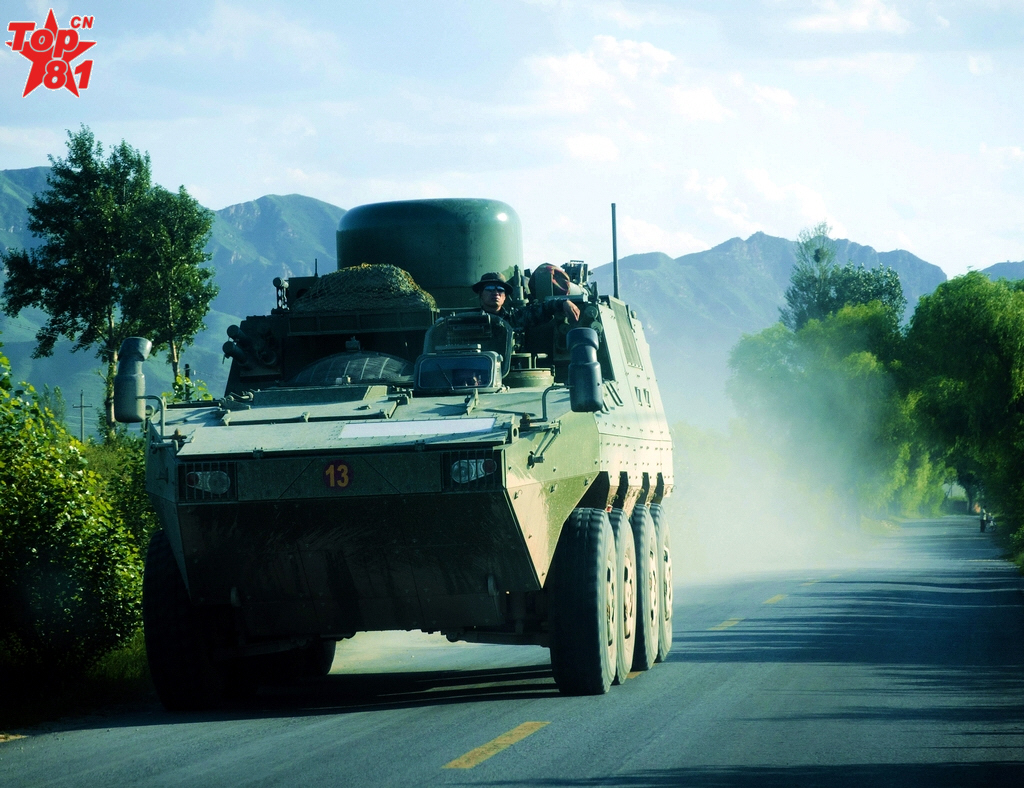 China Defense Blog: The first ZBL-09 Assault gun equipped unit unveiled