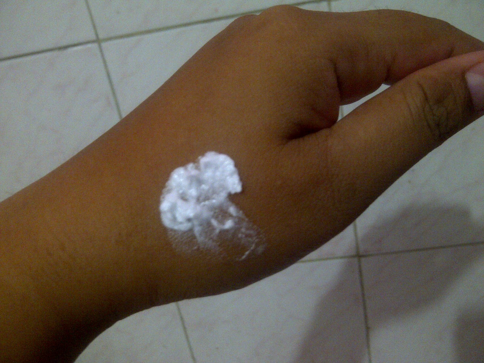 Review Produk Citra Moisturizer Cream Snow White - Vhe NovaLia