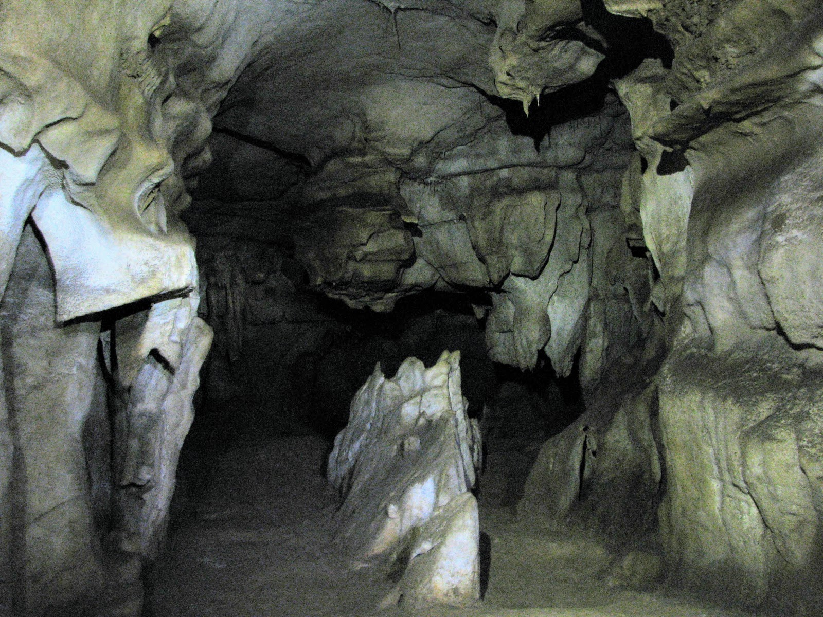 A lo bouzo: Cueva de Pando [Ribadesella]