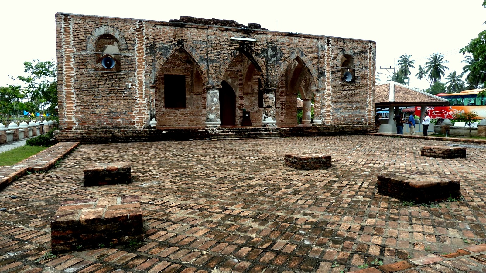 Keindahan Senibina Masjid - Kesenian Islam - Relaks Minda