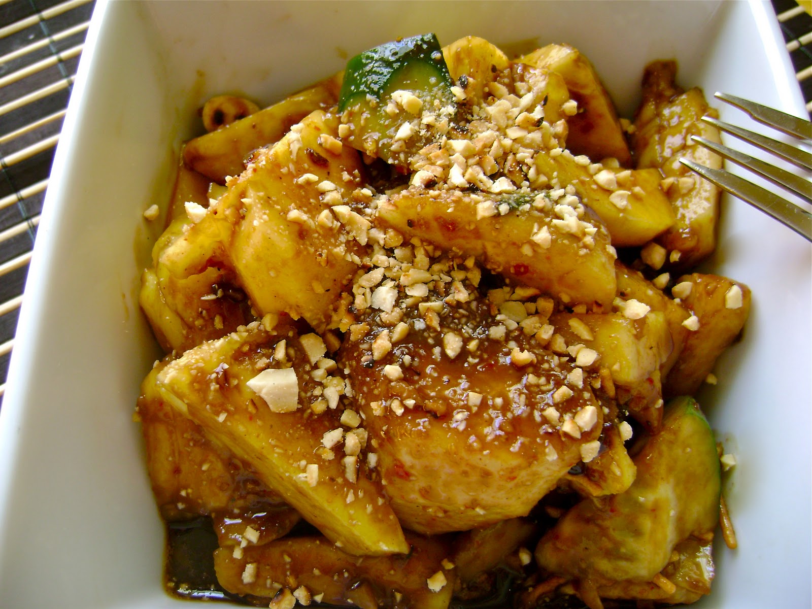 Savories and Sweets by Keyna: Ipoh Spicy Fruits Salad ( Rojak)