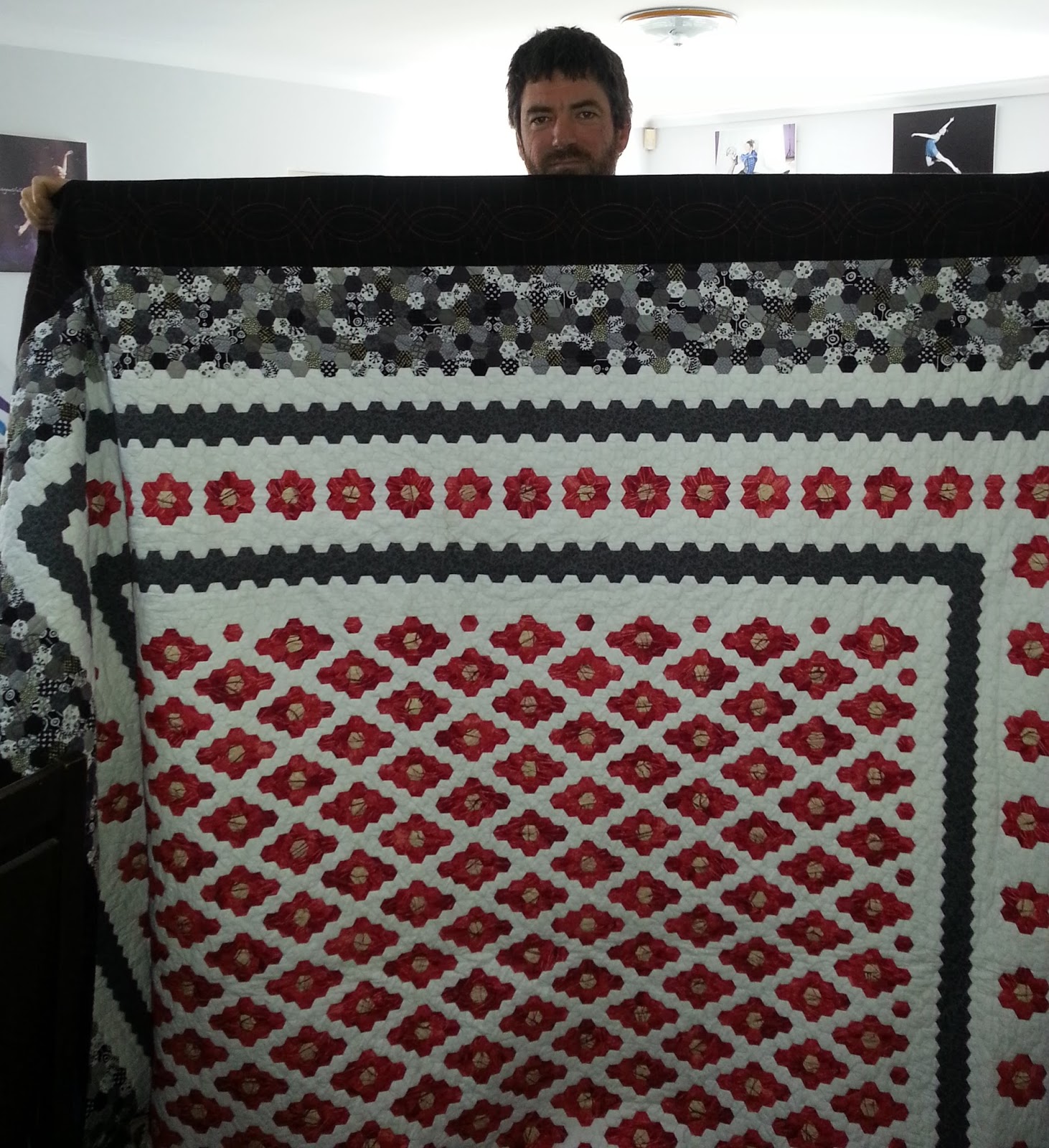 annequiltingforfun: Insanity Quilt - Finished