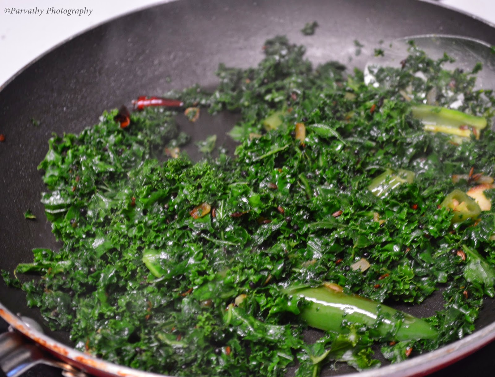 Paru's Kitchen: Kale Stir-Fry | Kale leaves Poriyal
