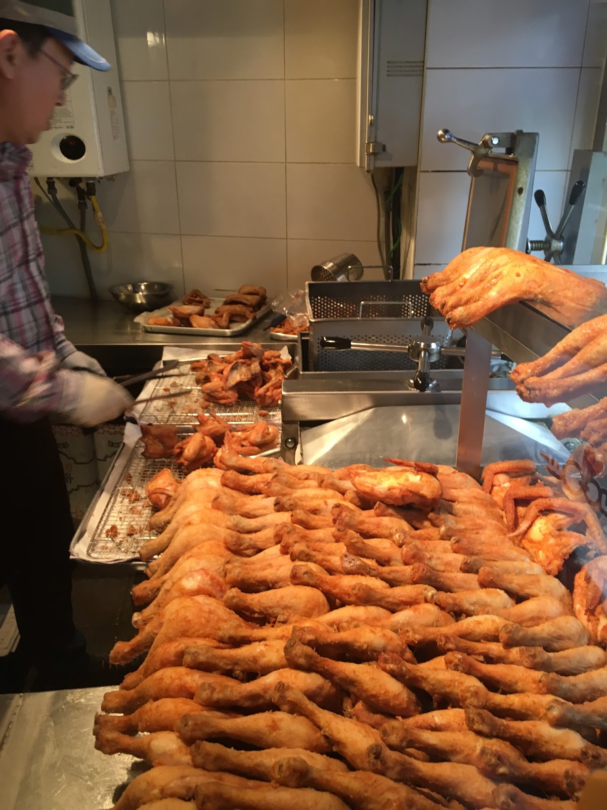 Two Two Chicken - Myeongdong, Seoul - Travel is my favorite Sport