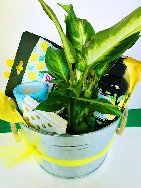 michelle paige blogs: Make a Yellow Lemon Themed Gift Basket