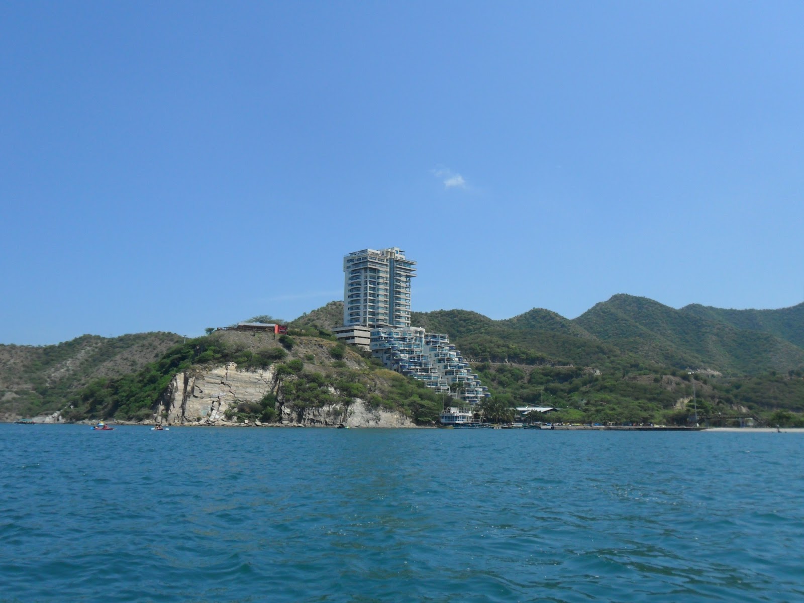 ARRIENDO APARTAMENTO SANTA MARTA RODADERO COLOMBIA CEL.3006141046 ...