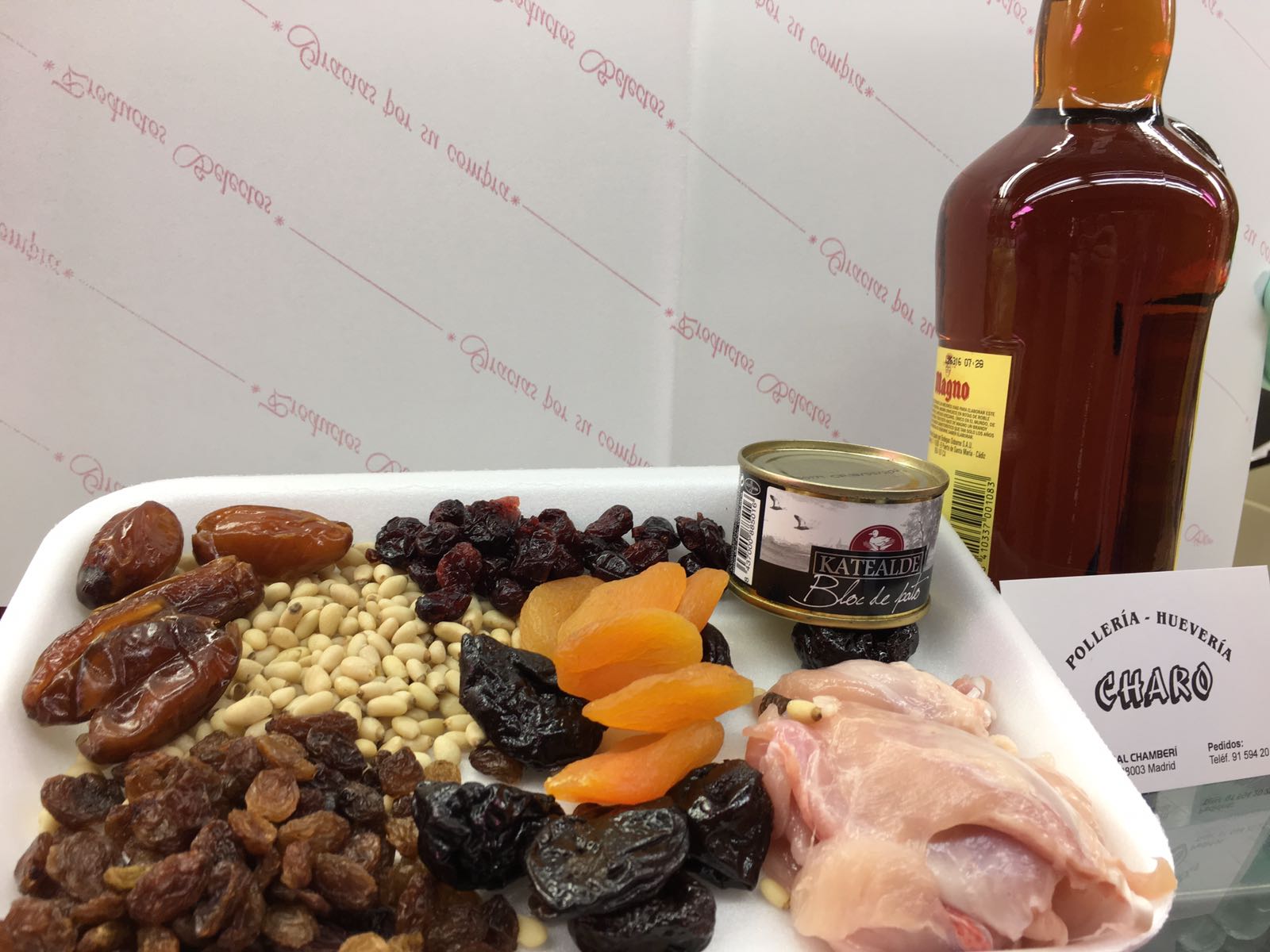 Pollería y huevería Charo: DEGUSTACIÓN POLLO RELLENO