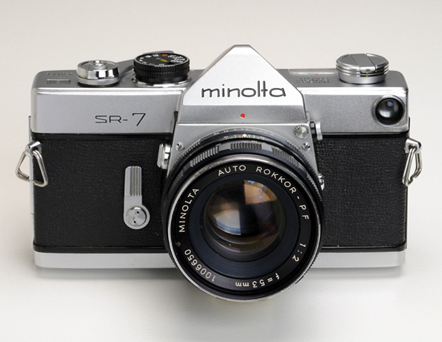 Exploring the World of Film Cameras and Lenses: Comparison of the ...