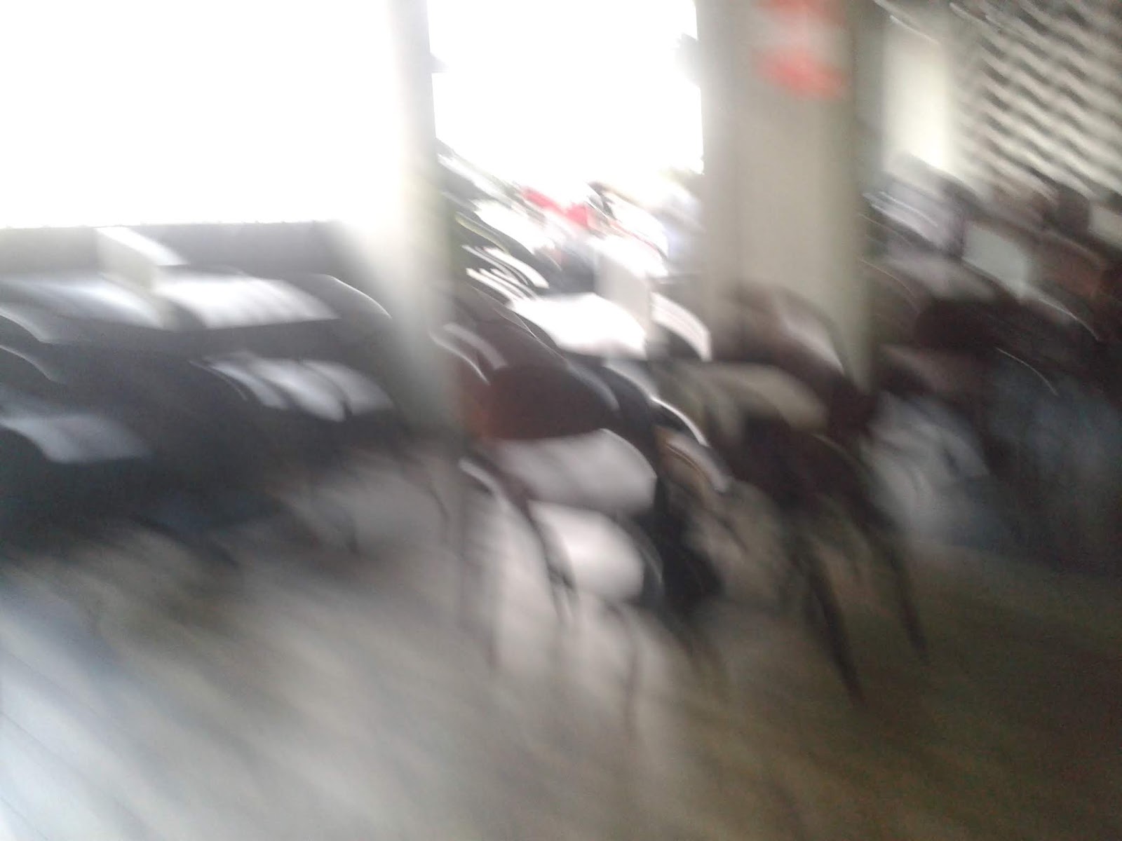 Naheez Thawfeeg's Blog: Tides Cafe' & Bistro