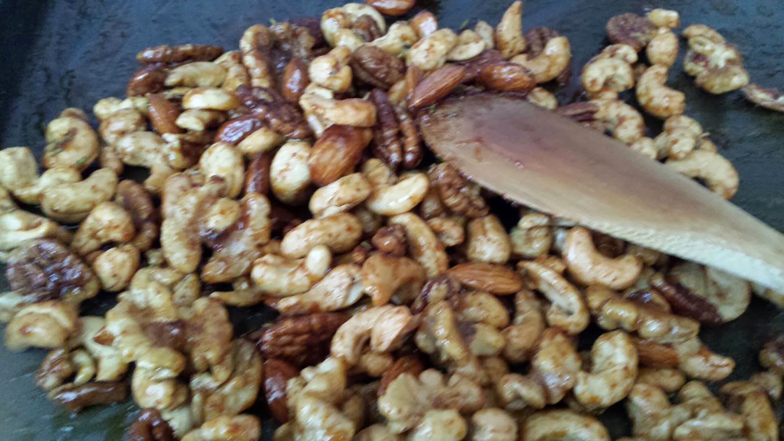 SpiceNFlavors: Crunchy coated nuts