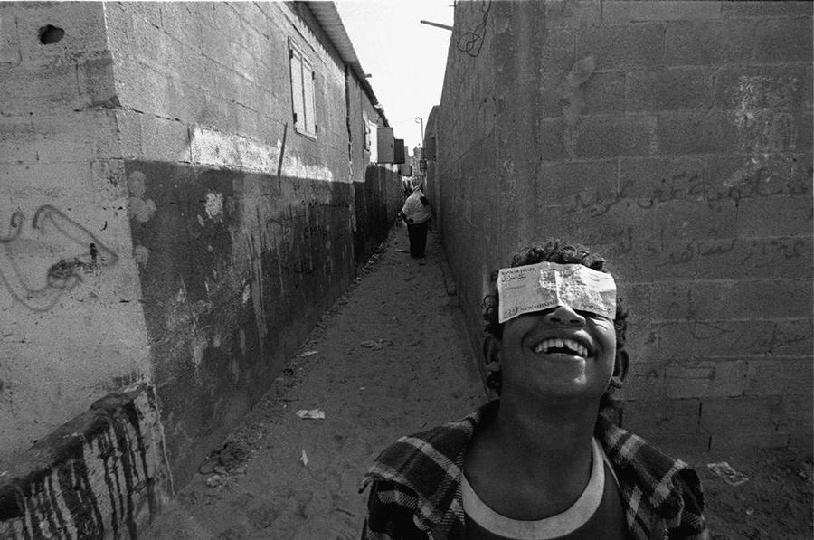 OLTRE IL MURO: ARTE e FOTOGRAFIA: NIKOS ECONOMOPOULOS | PHOTOGRAPHER