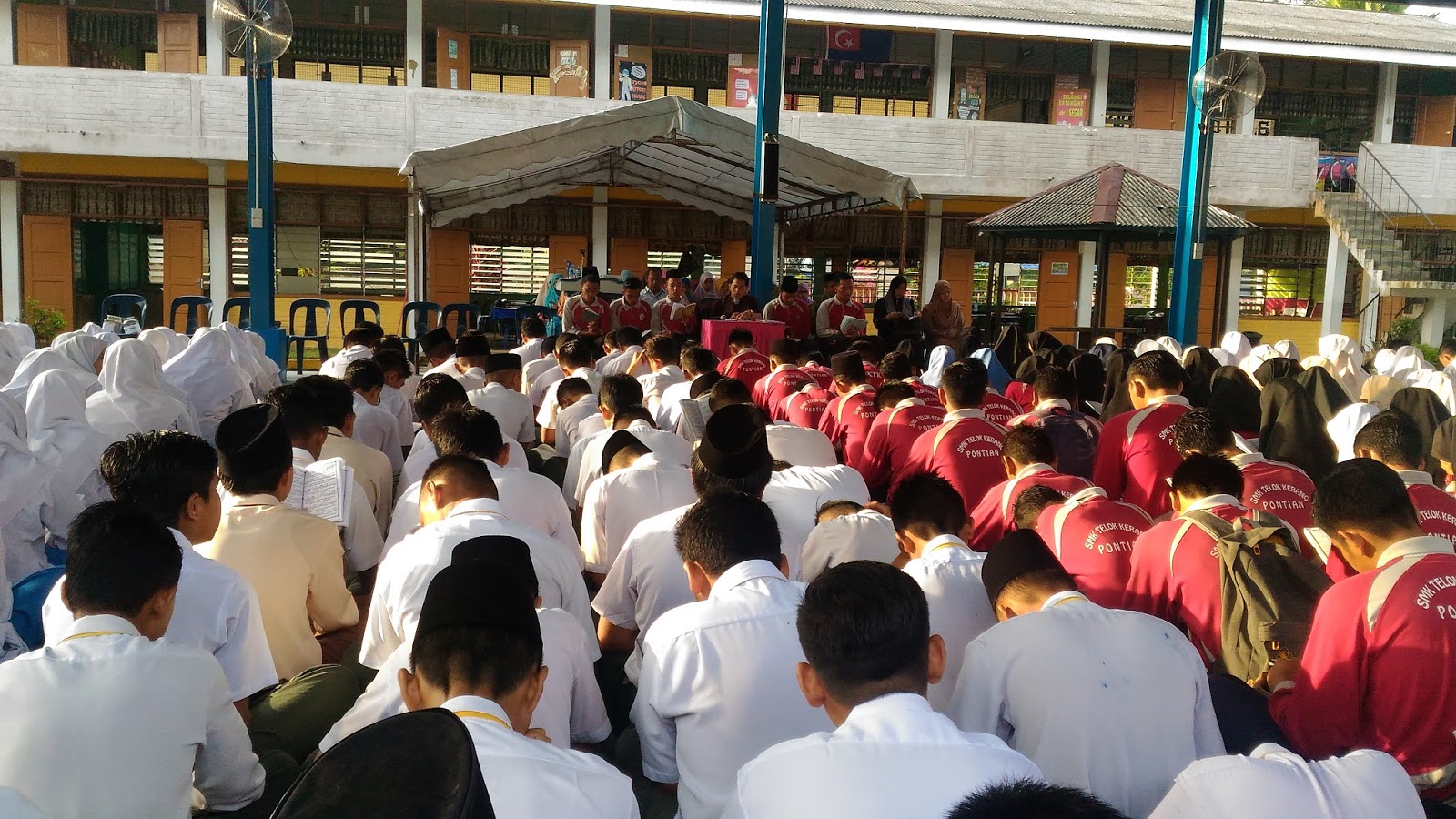 Majlis Bacaan Yasin Kali Pertama di Dewan Terbuka - SMK TELOK KERANG