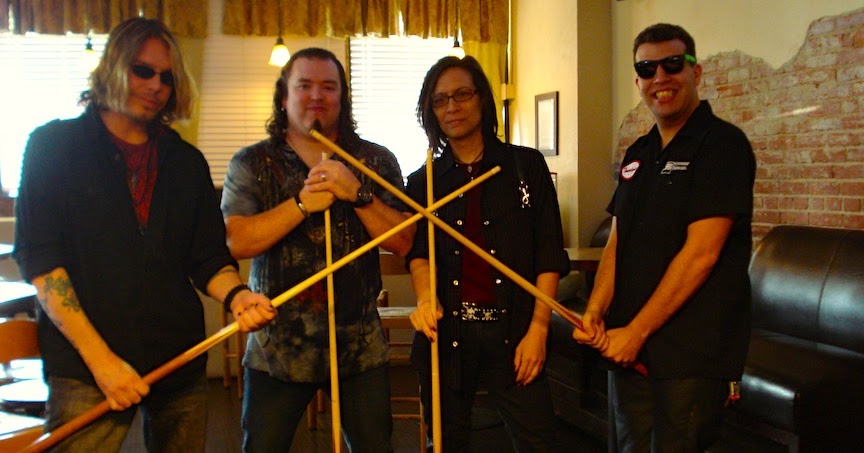 Jigsaw Magazine: The Stick People