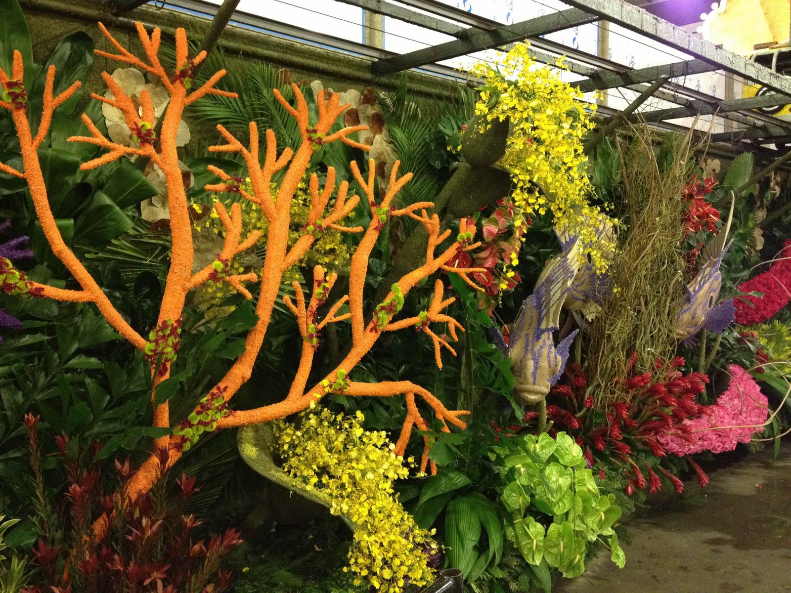 Things to Ponder: Behind The Scenes at the Natural Balance Rose Parade ...