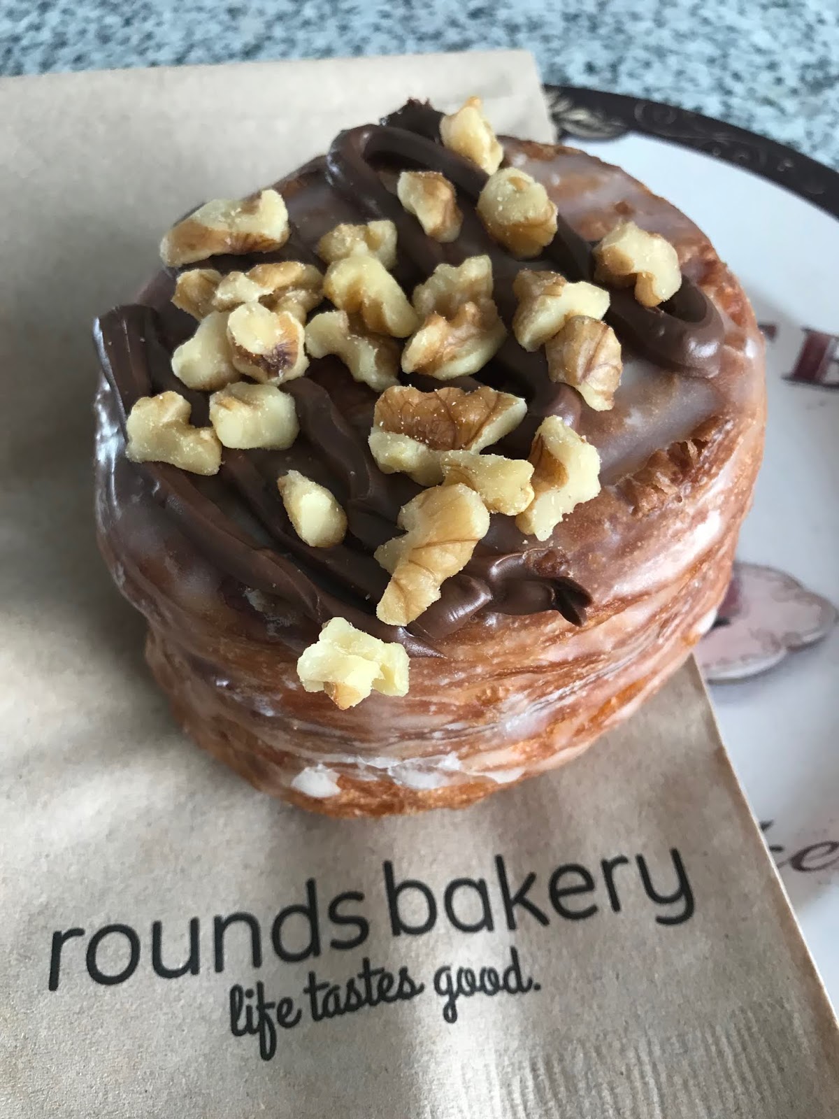 The Pastry Chef's Baking: Bakery Review: Rounds Bakery