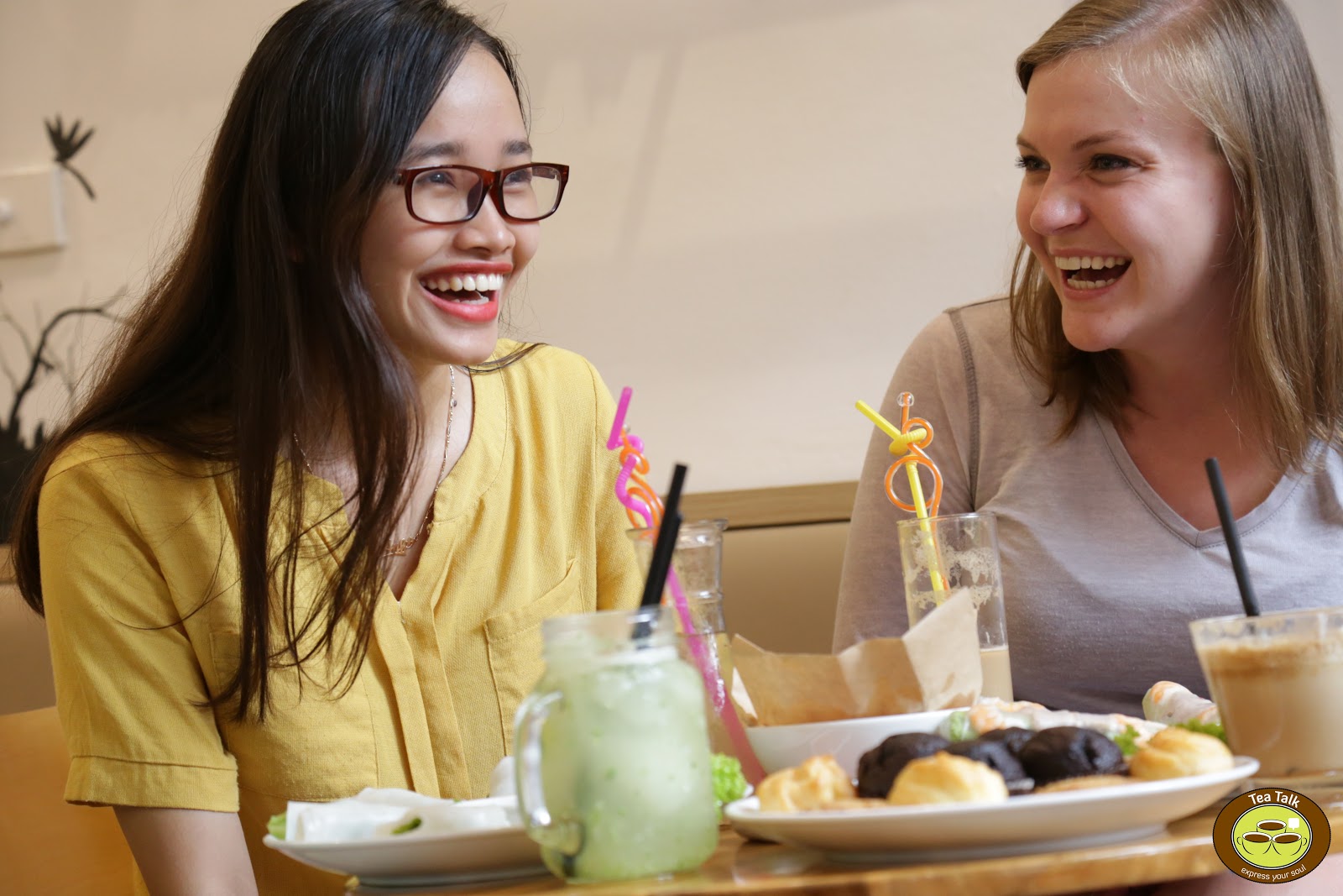 Tea Talk Cafe - Tea Talk: express your soul