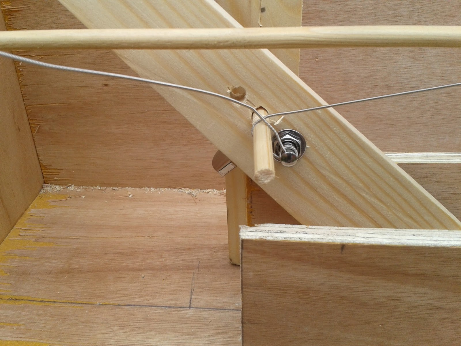 Martyn Simpson: Intonarumori 2