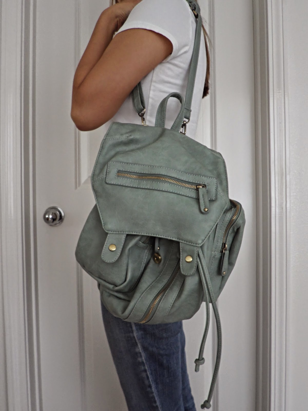 CAROUSEL SiX: Best Travel Purses!