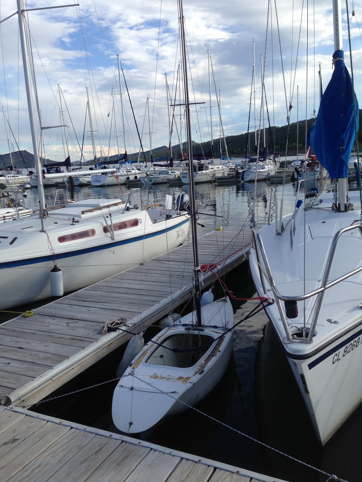 Powered Paragliding: Mini 12 meter racing yacht "Little Force"