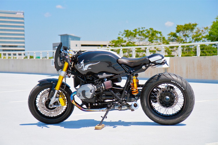 BMW R9T Café Fighter Magnum Opus - RocketGarage - Cafe Racer Magazine