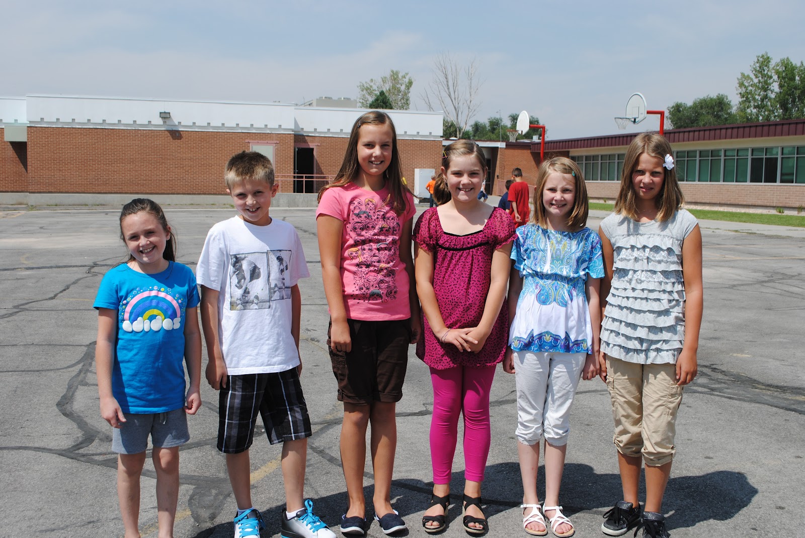 Keep Moving Ahead!: It's back to school!