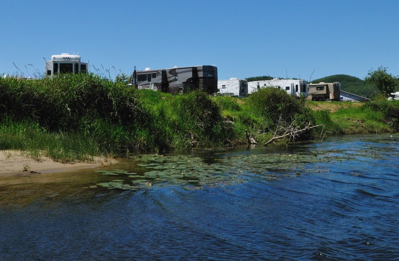 Finding Jerry and Mary: Osprey Point RV Resort in Lakeside, Oregon