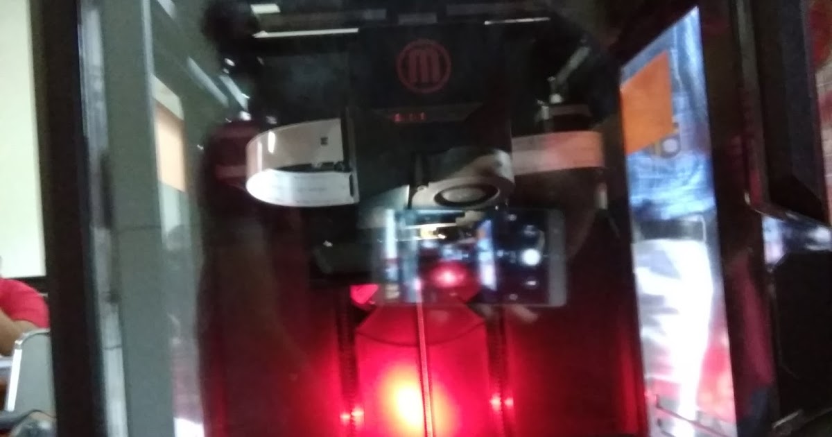Trik Komputer dan Sebagainya: Review Printer 3D Makerbot Mini+