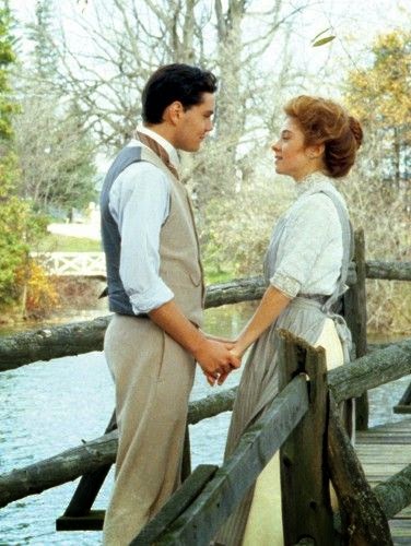 Delicious Reads: Literary Love: Famous Fictional Couples We Adore