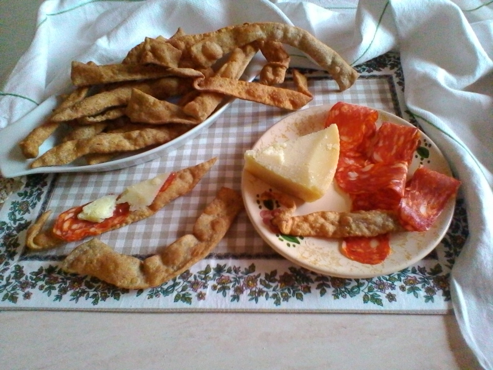 Crustuli salati di grano saraceno | Ricetta ed ingredienti dei ...