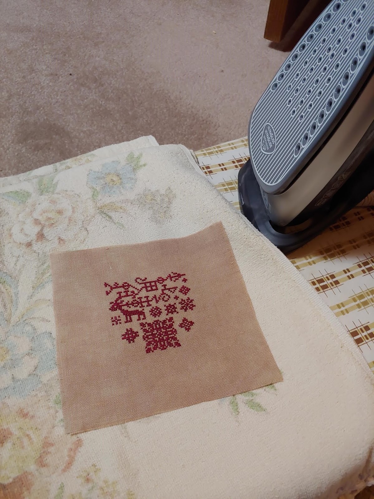 Ink Circles: Pens and Needles