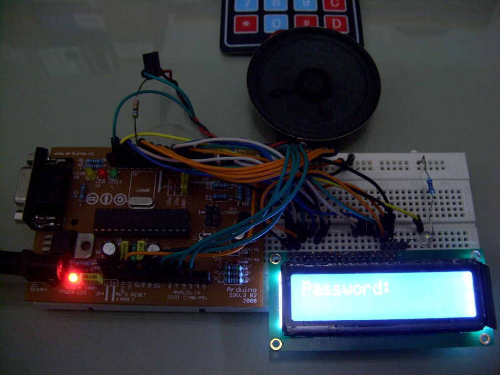 Blog Aan Darmawan: Arduino Severino sebagai Password kunci elektronik