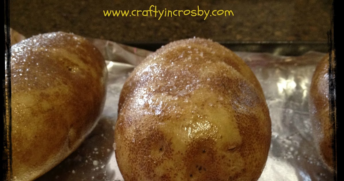 Crafty in Crosby: Easy Restaurant Style Baked Potatoes