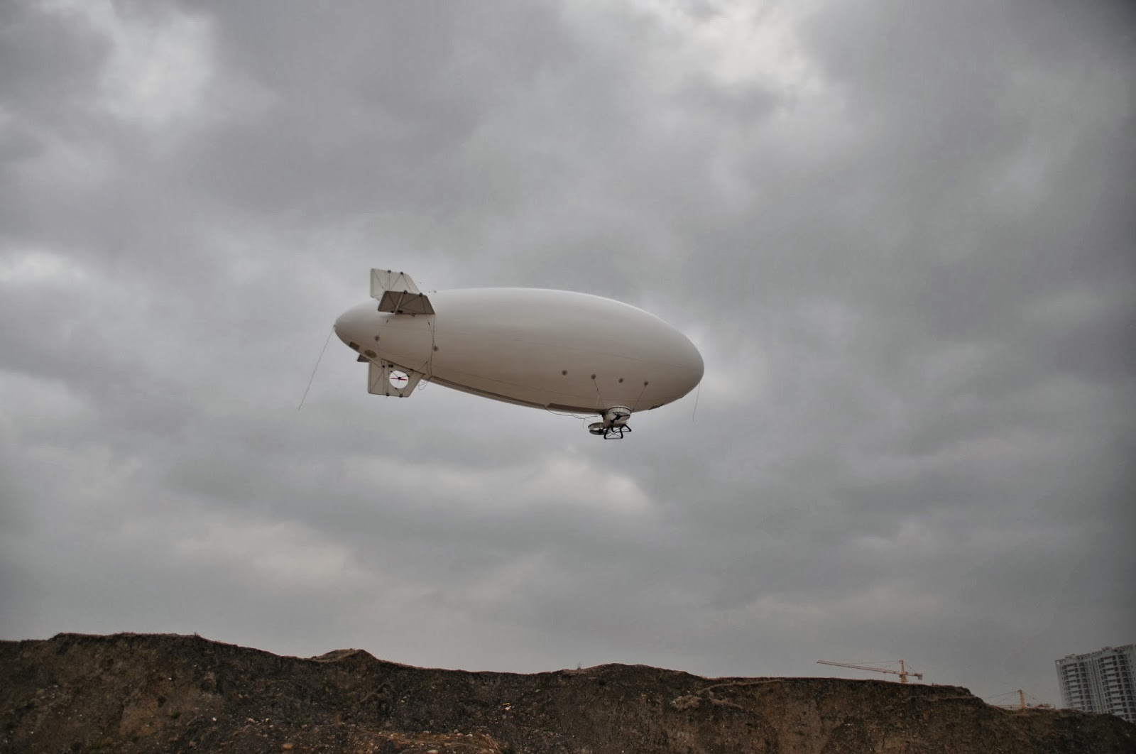 Dirigibles de control remoto.