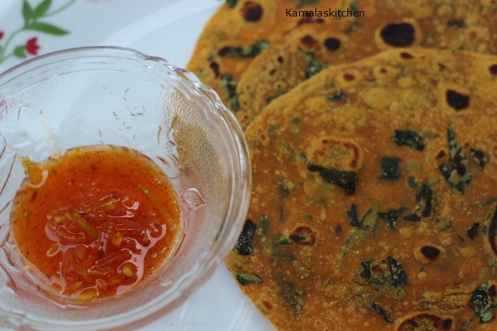 Kamala's Kitchen: Methi Thepla / Methi Chapati