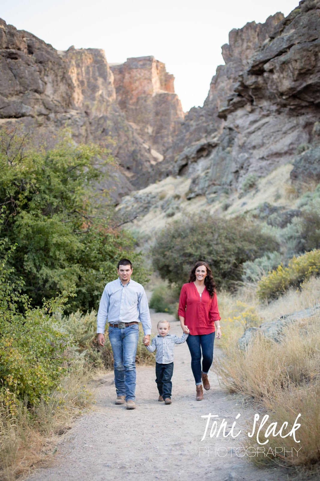 Home Sweetly Home: Photography Sneak Peek ~ Josh & Corinn Milburn Family