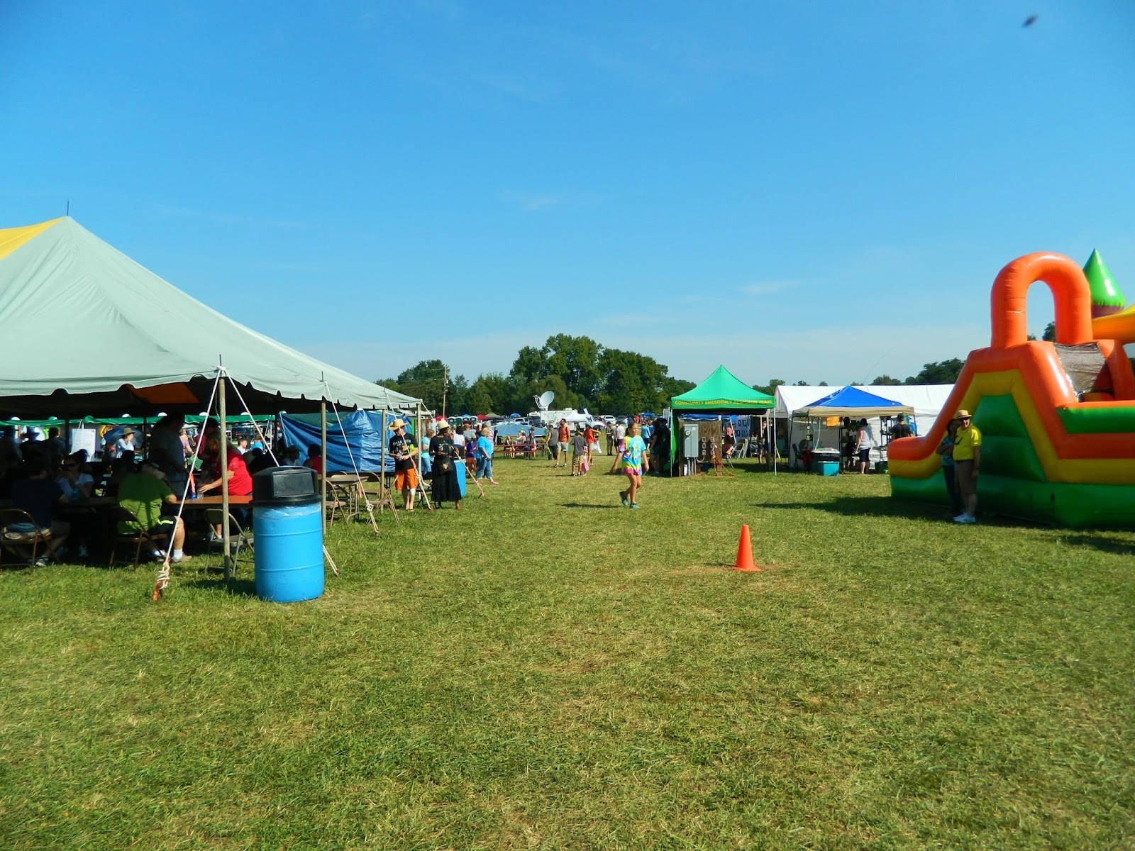 "Little Green Men" Days Festival - Kelly, Kentucky