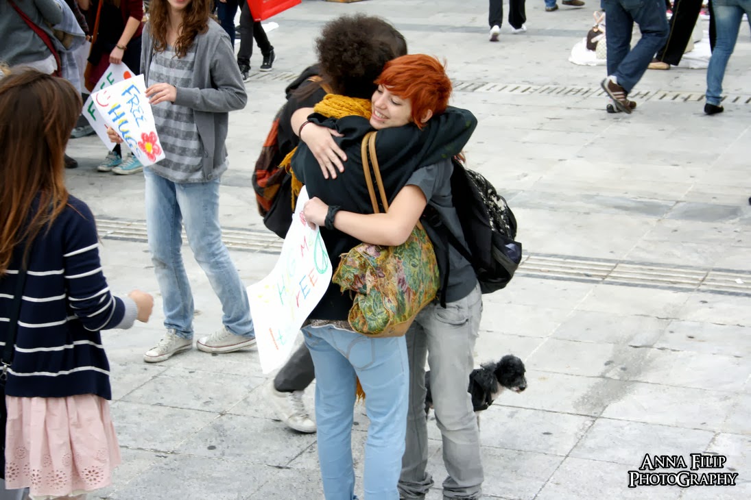 Ady Wirayasa: Share the Happiness with Hugs [FINAL FREE HUG CAMPAIGN]