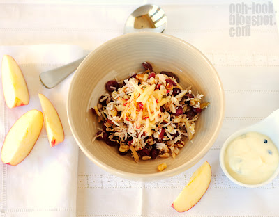 Ooh, Look...: A Beautiful Bircher