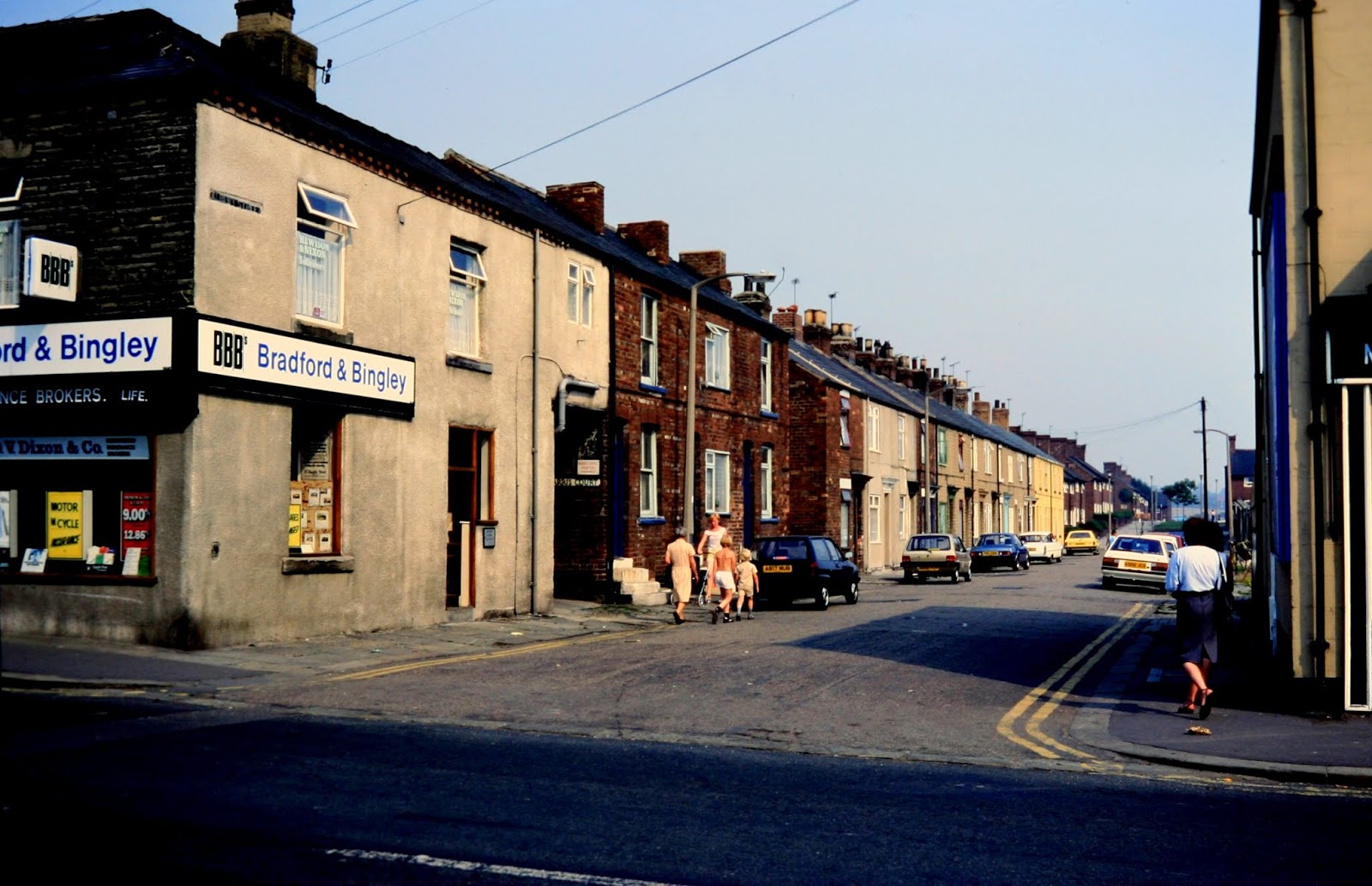 FEATHERSTONE PHOTOGRAPHS: Station Lane