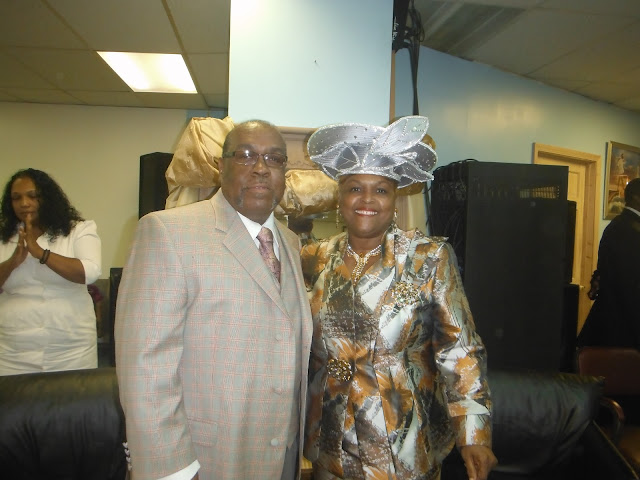 The Voice Newspapers, Serving Chicago's West Side: Rev. Robert Lockett ...