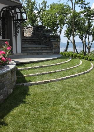 Grass Steps - A Great Garden Design Idea