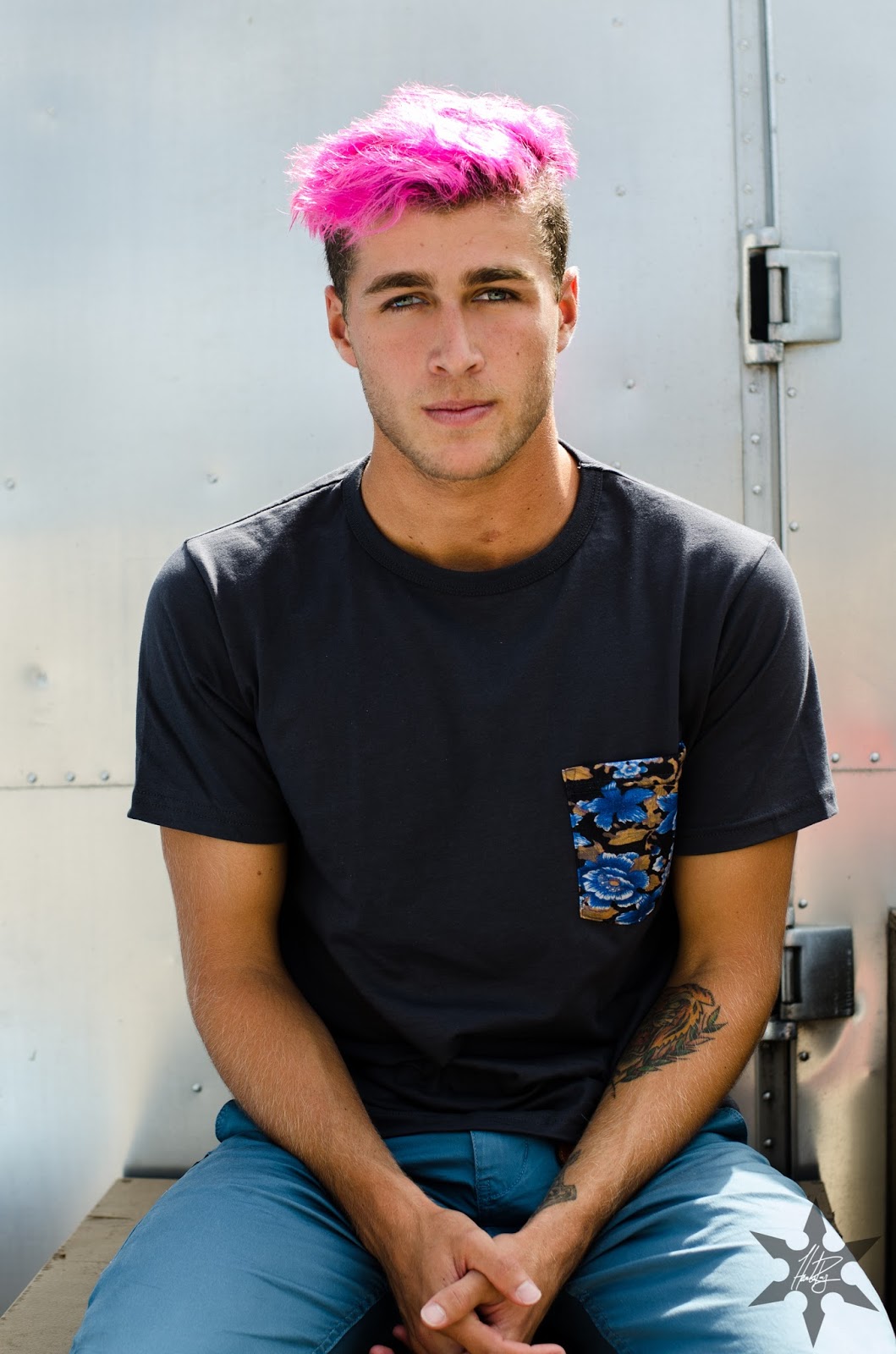 captain hanski: Luke Davis Grey x Reef