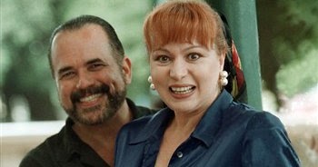 Picoteando el Espectaculo: Colorin colorado la vedette Iris Chacón y ...