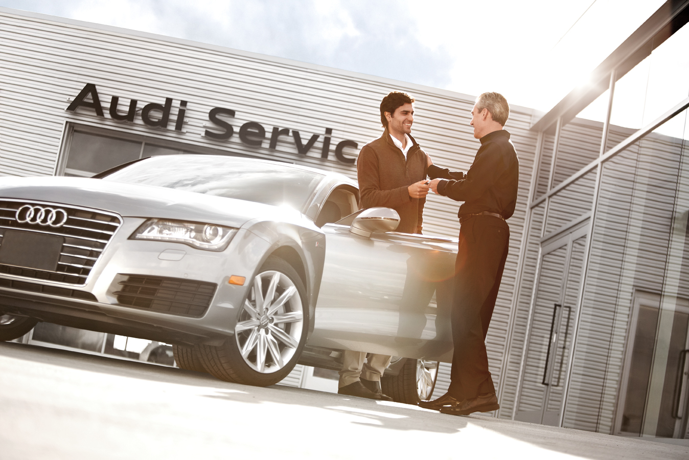 Car Servicing Dubai: Automotive Service Center in UAE
