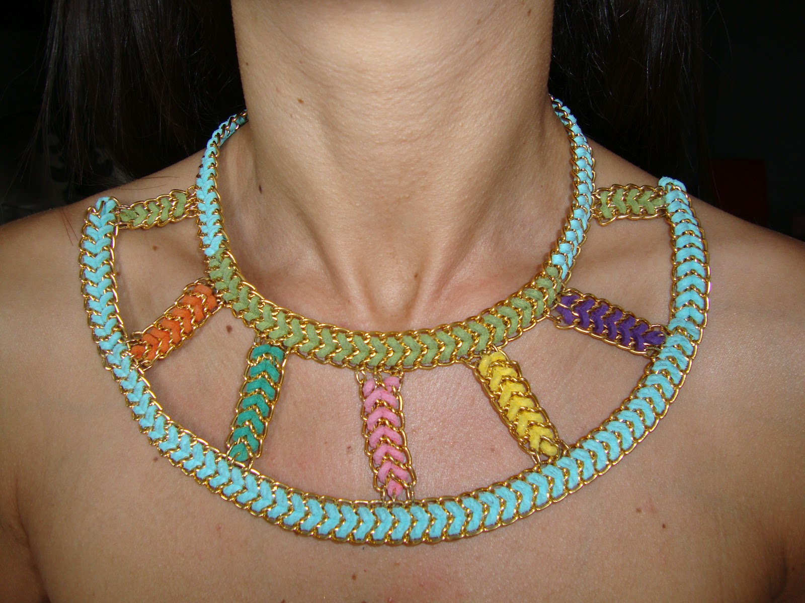 +Dpaz: Collares. De todos los colores...