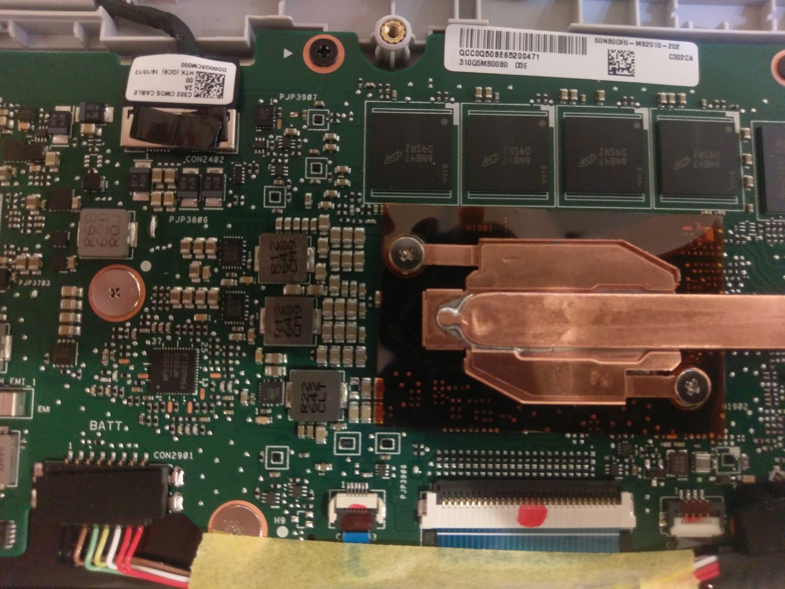 A Look inside the Asus C302 chromebook﻿