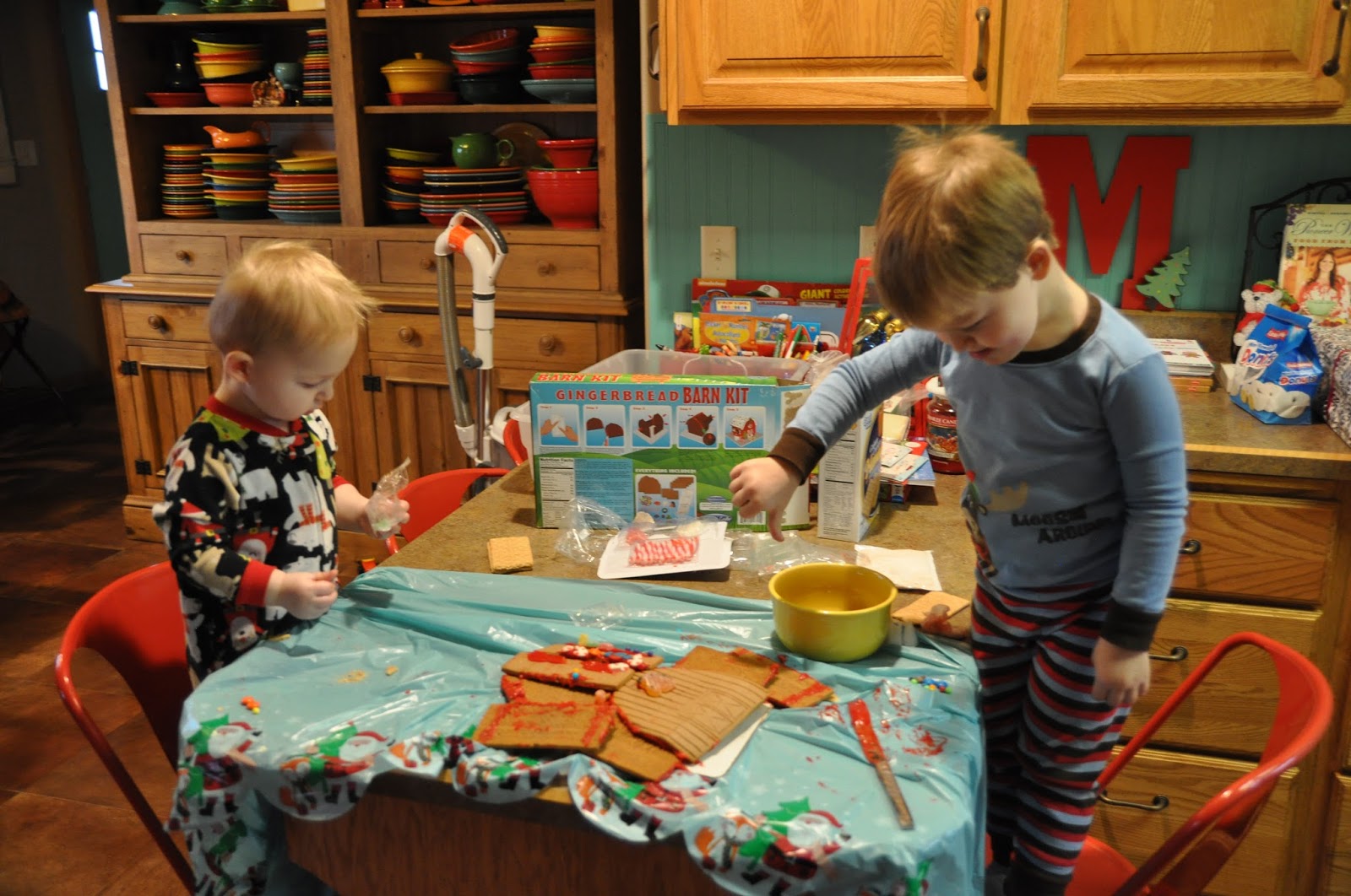 Messy Fun! - the farmer and the southern belle